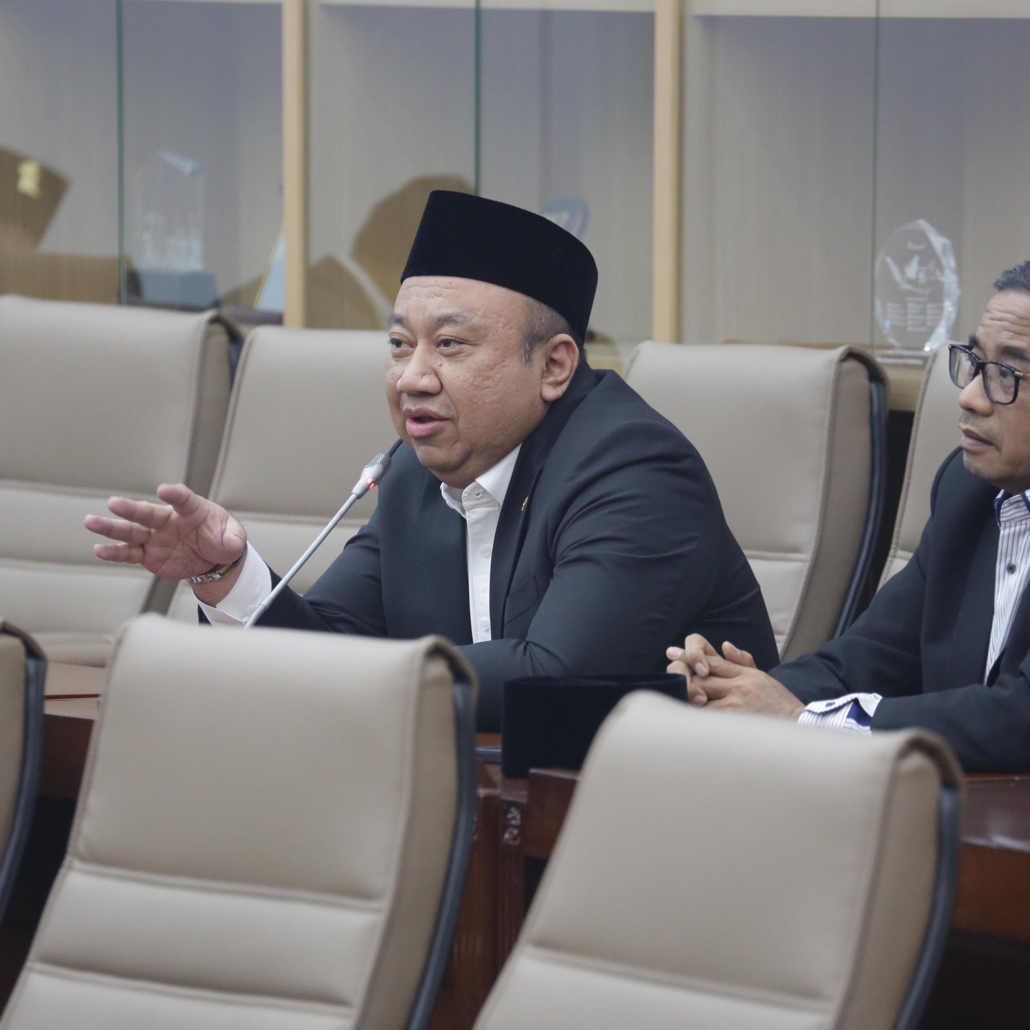 Wakil Ketua Komisi X Minta Polisi Usut Tuntas Ledakan di SMAN 72 ...